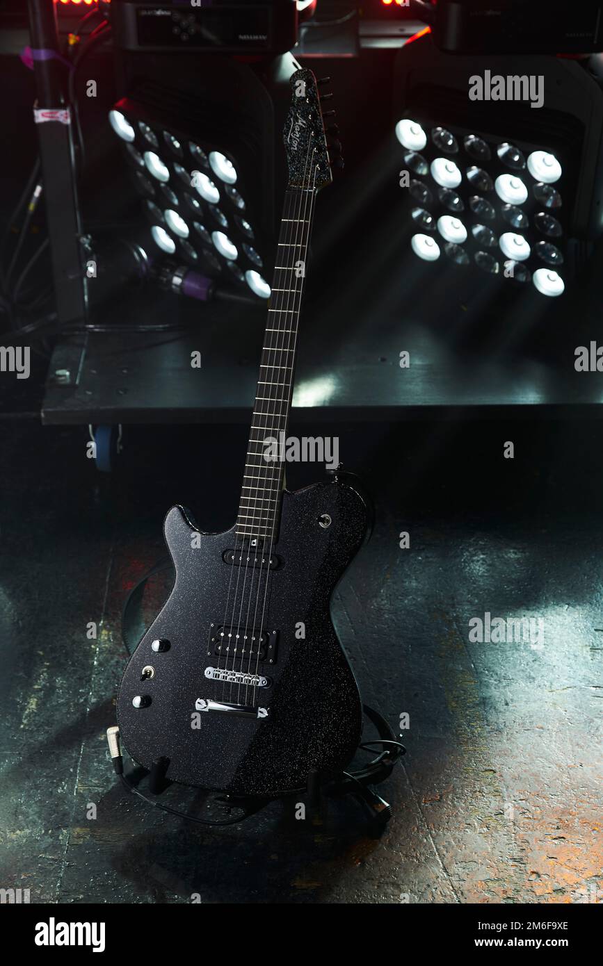 Mikey demus manson guitar hi-res stock photography and images - Alamy