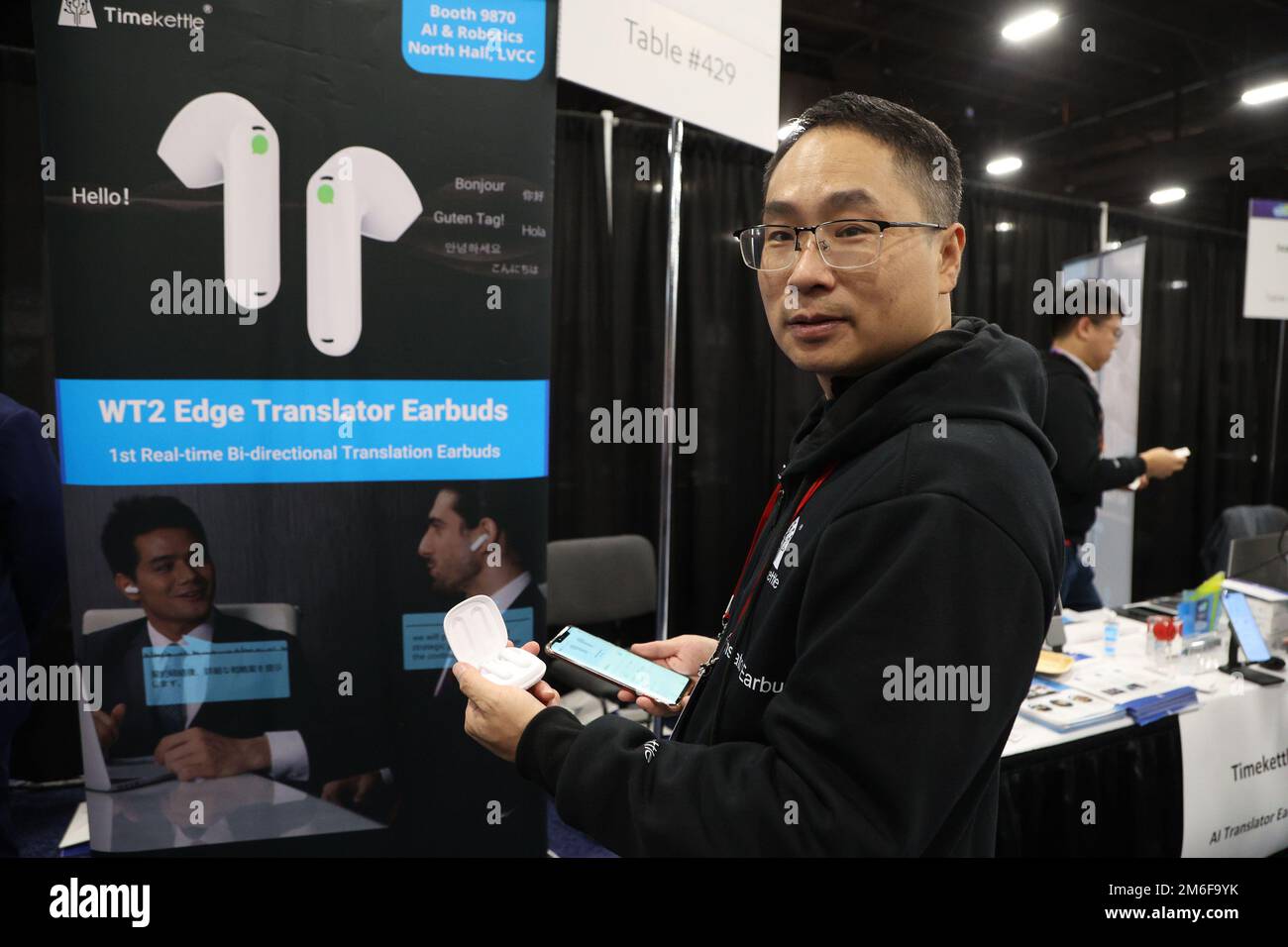 Simultaneous translation device hi-res stock photography and images - Alamy