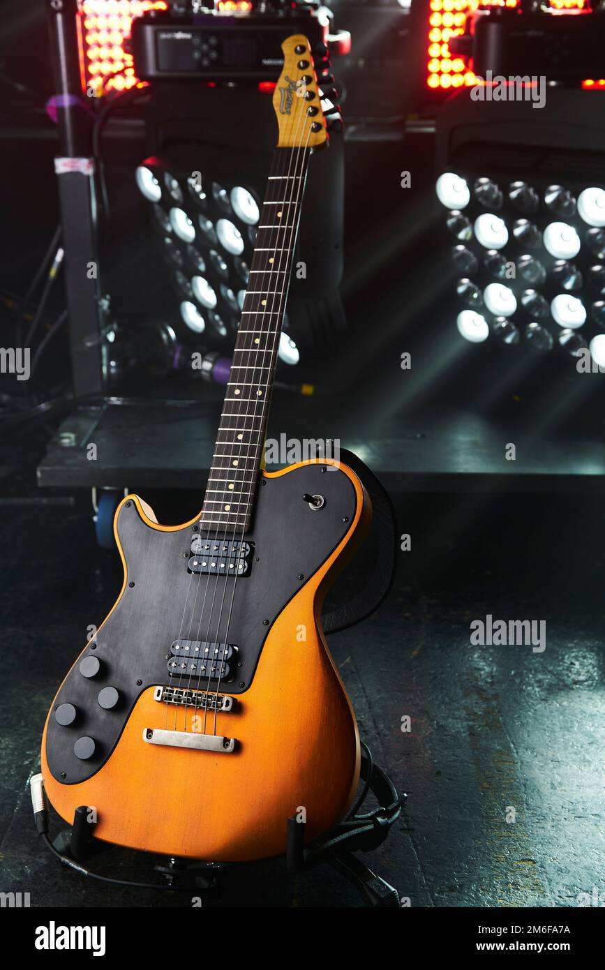 Custom Manson guitar owned and played by Mikey Demus from Skindred ...