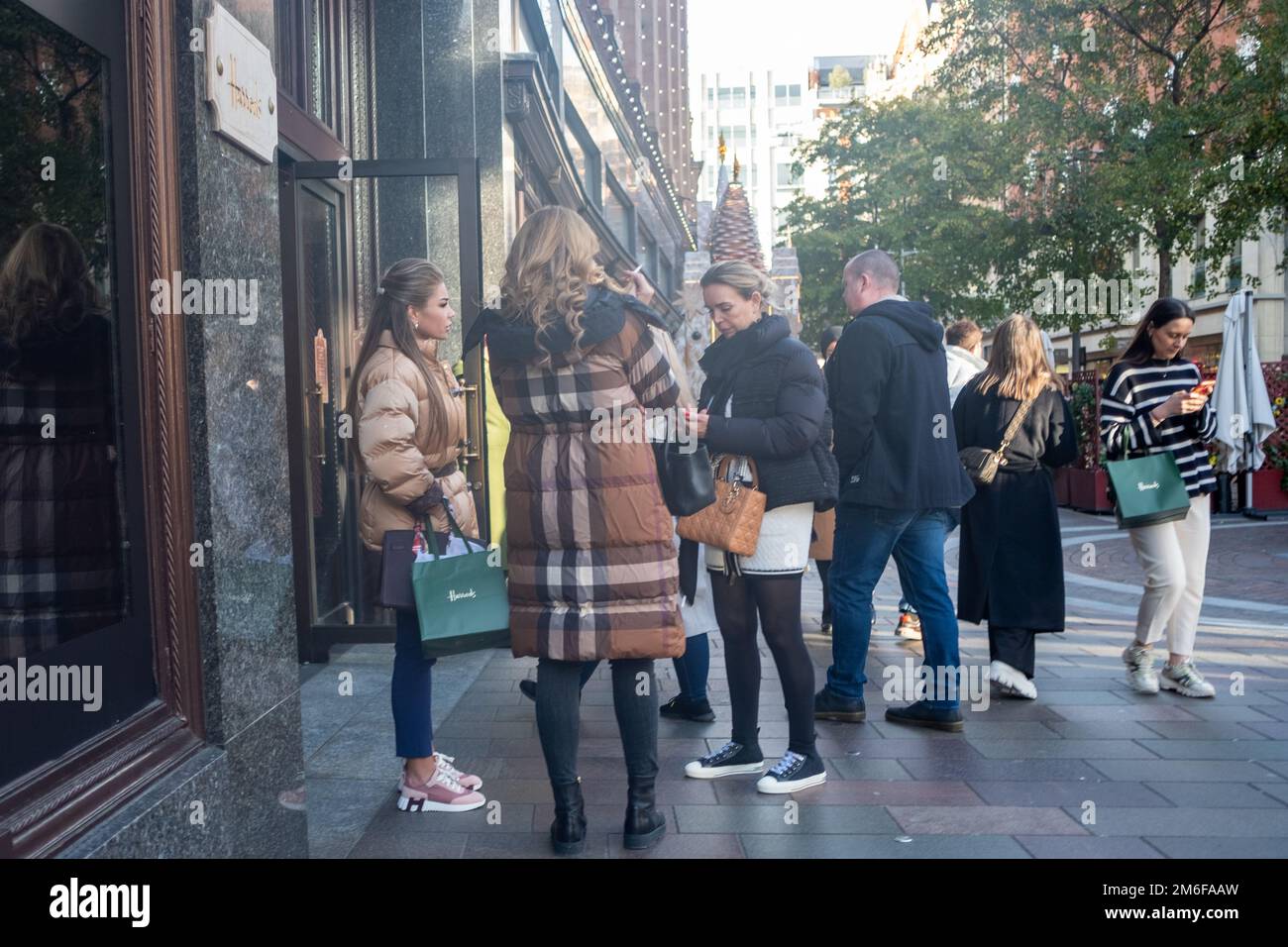 London- December 2022: Outside Harrods department store in ...