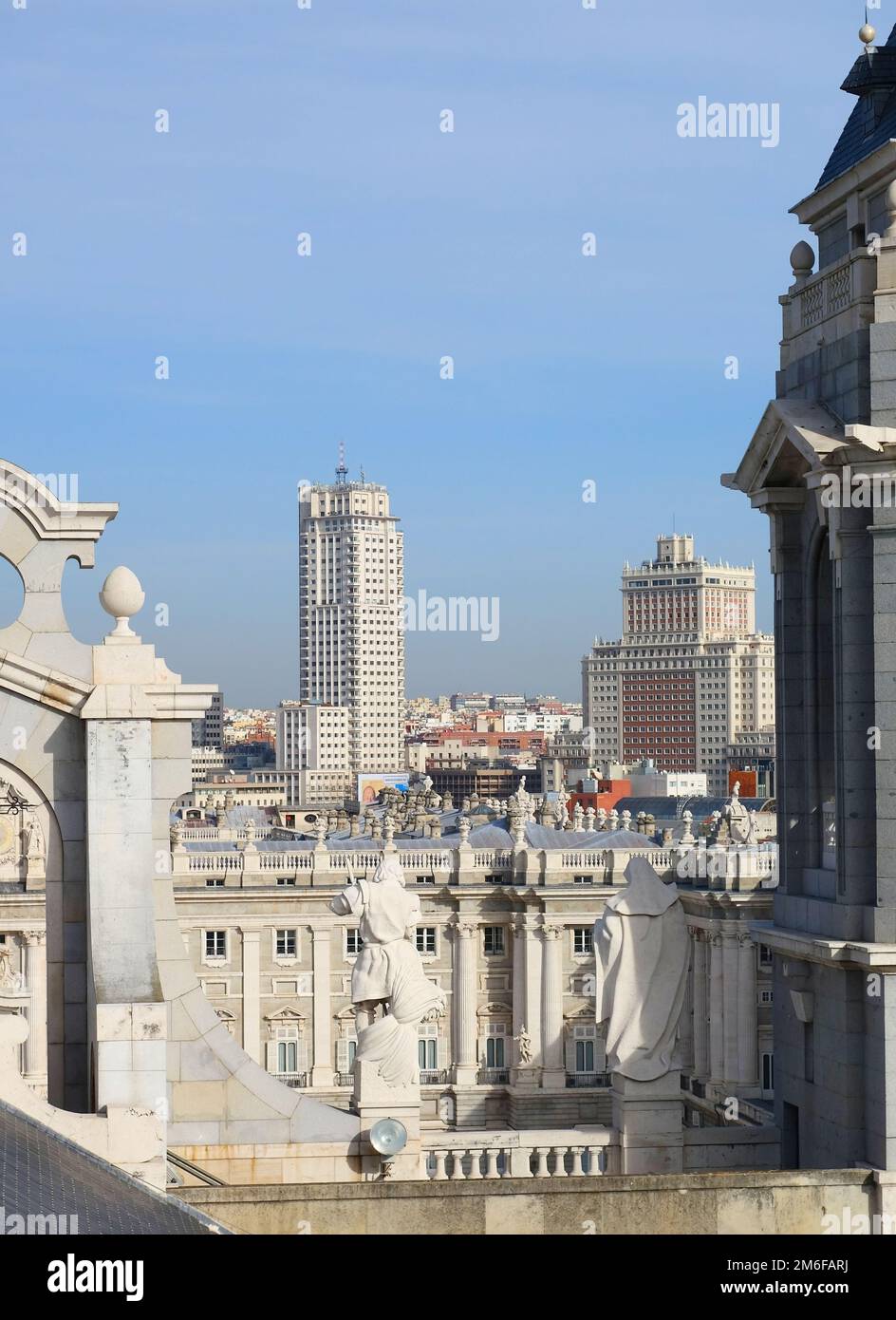 Walk in the center of the Spanish capital Stock Photo - Alamy