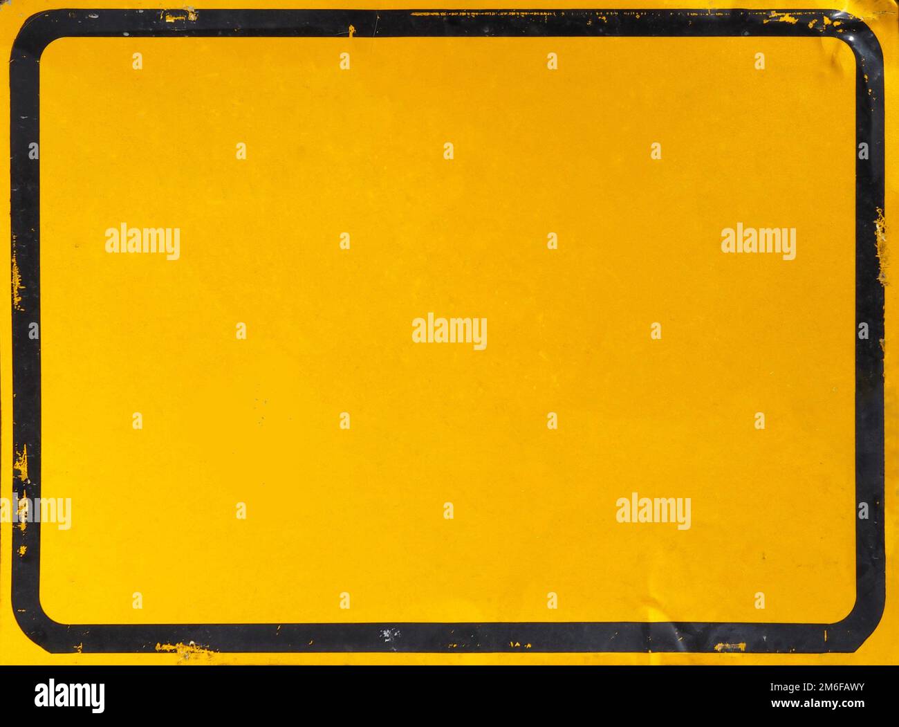 Blank yellow sign Stock Photo - Alamy