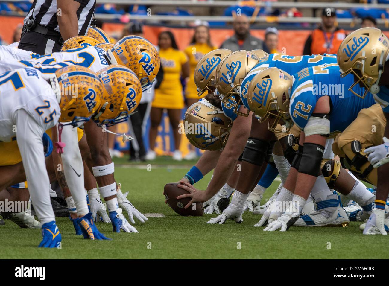 2022 bowl season hi-res stock photography and images - Alamy