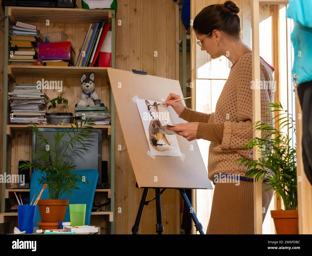 Girl child drawing home hi-res stock photography and images - Alamy