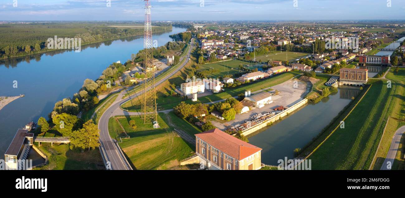 Aerial view of Boretto irrigation channels, Emilia Romagna. Italy Stock ...