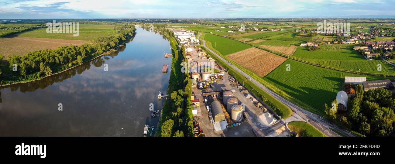 Po river boretto not drought hi-res stock photography and images - Alamy
