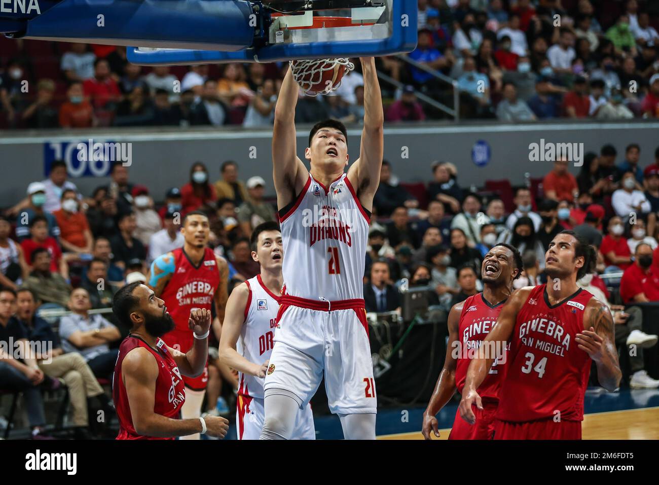 Pasay City, Philippines. 4th Jan, 2023. Liu Chuanxing (above) of Bay ...