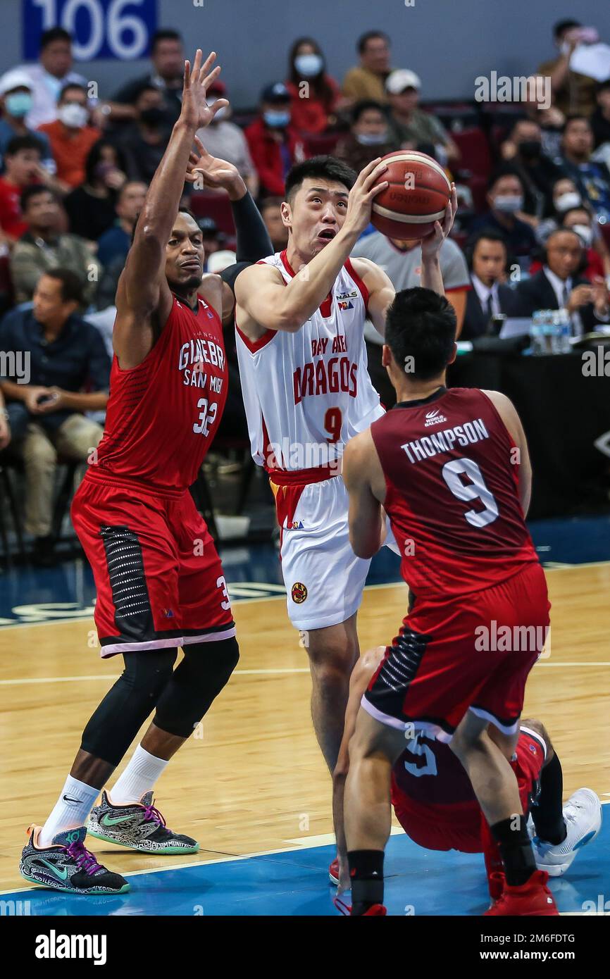 Pasay City, Philippines. 4th Jan, 2023. Ju Mingxin (C) of Bay Area ...
