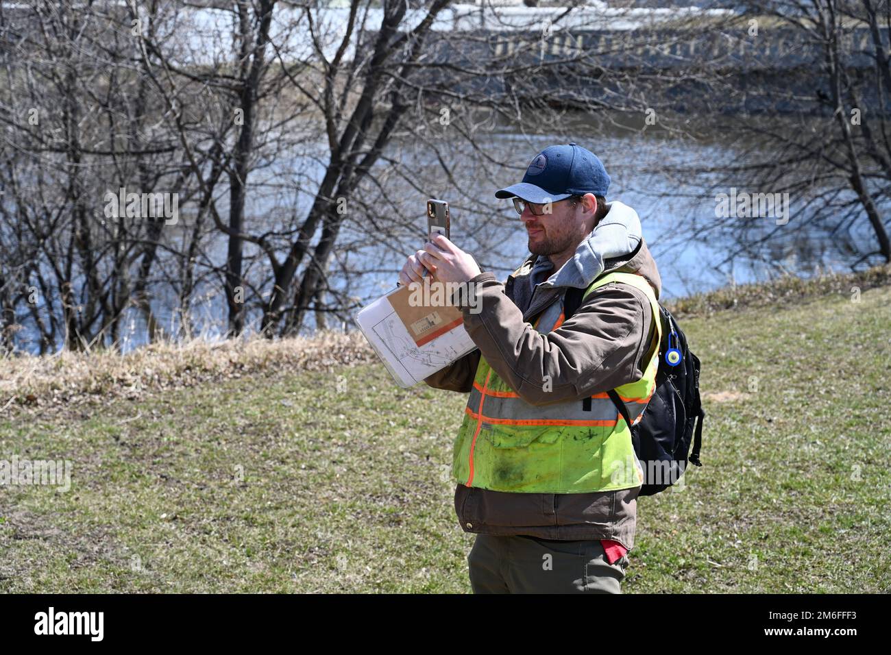 The U.S. Army Corps of Engineers, St. Paul District, and its contractor ...