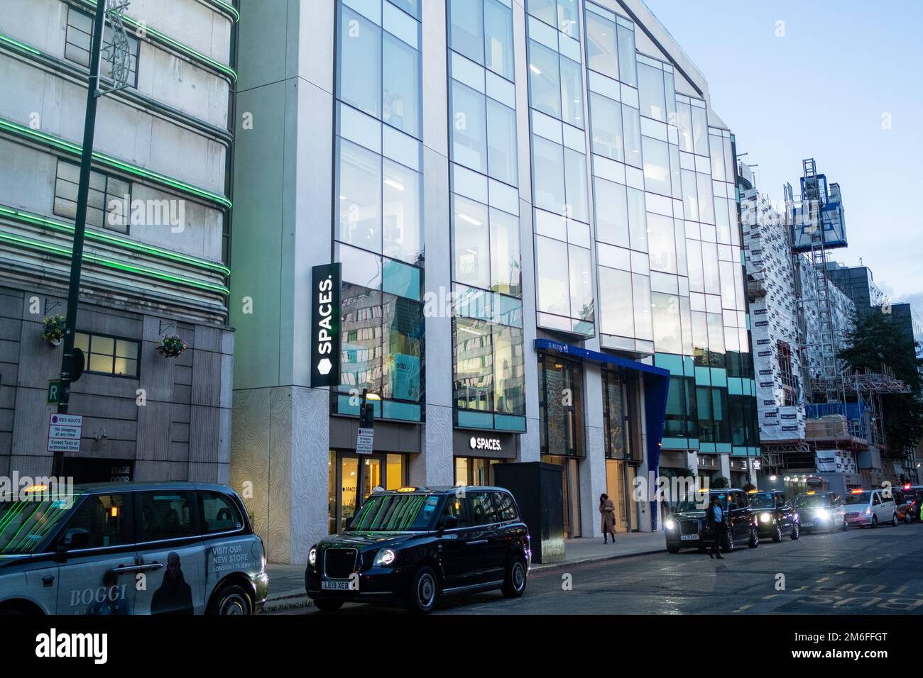 London- December 2022: Spaces Offices at Victoria London, office space ...