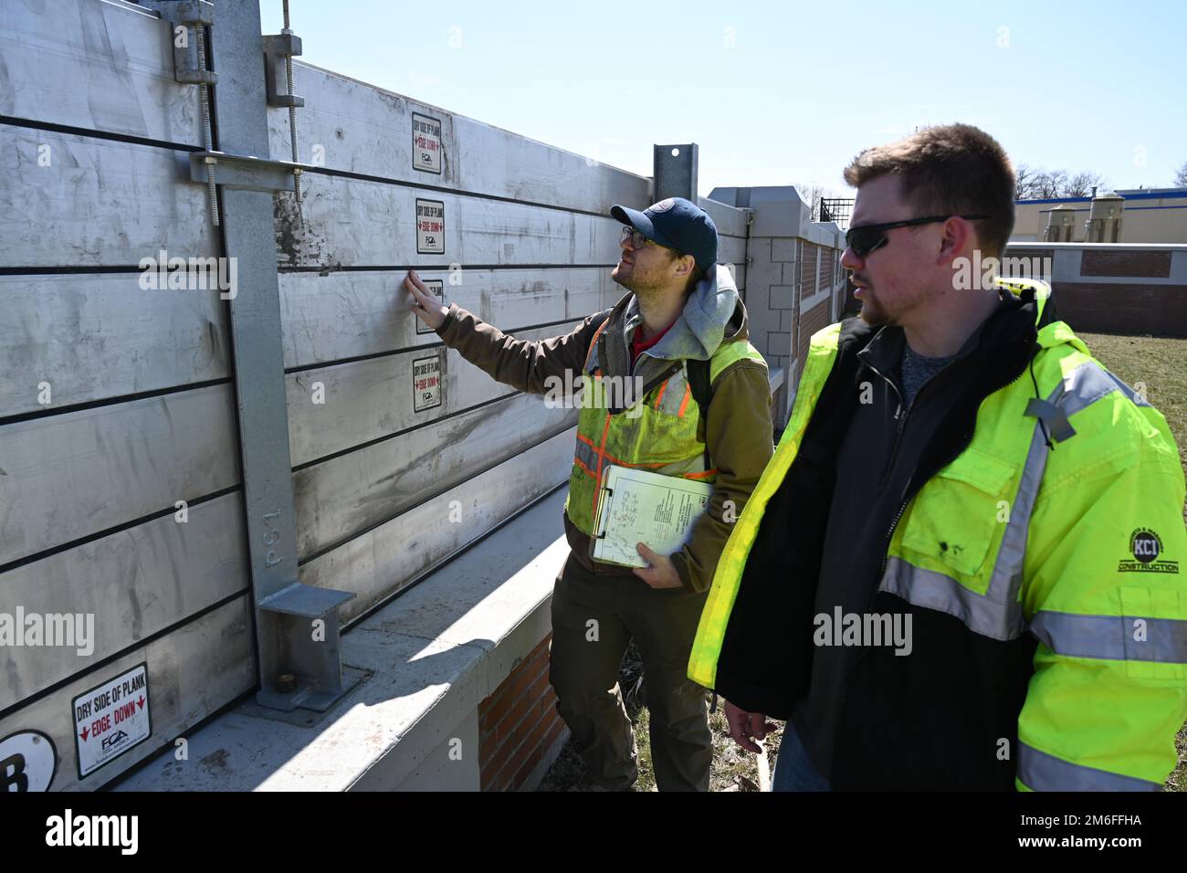 The U.S. Army Corps of Engineers, St. Paul District, and its contractor ...