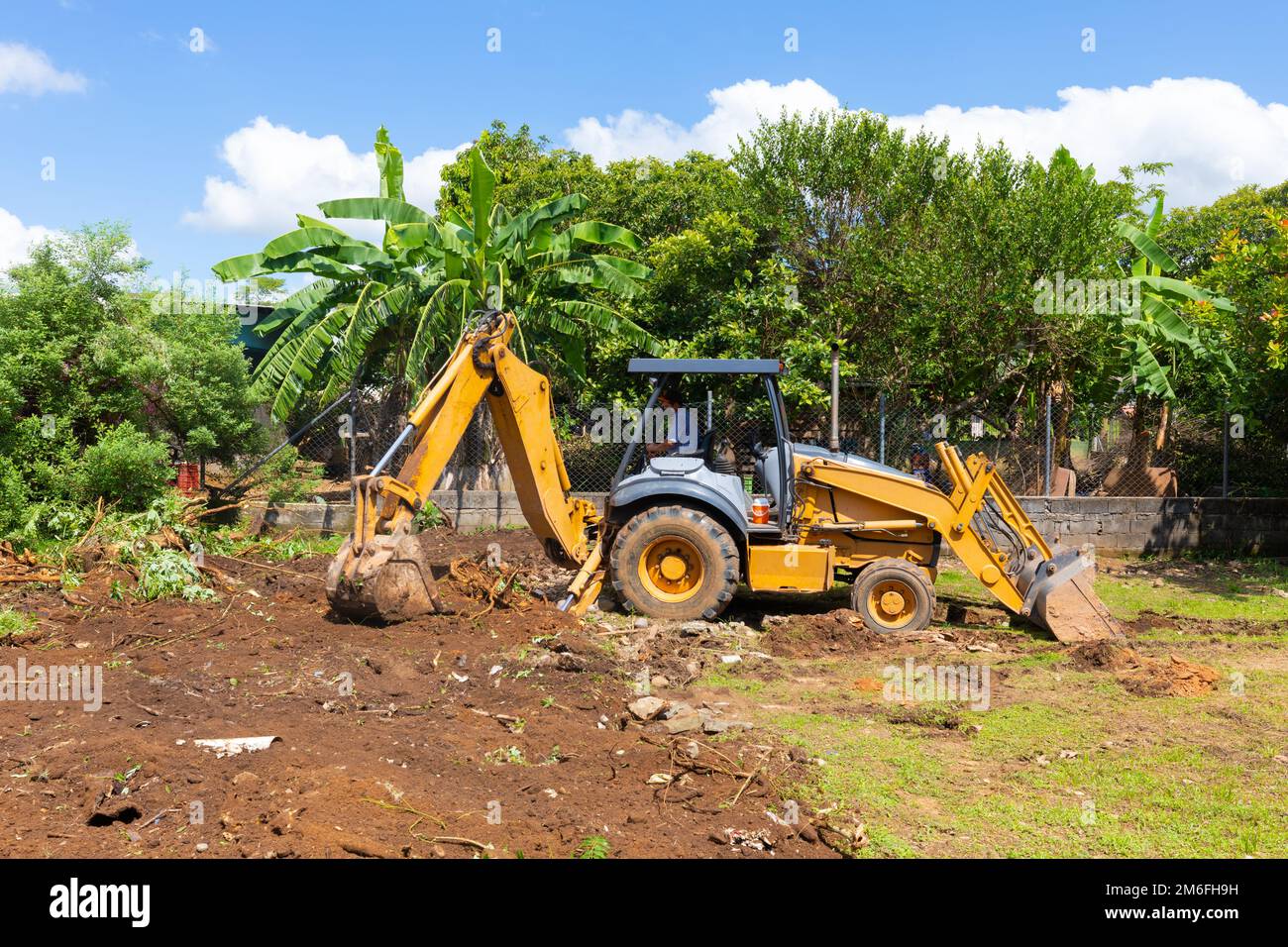 Big loader machine working hi-res stock photography and images - Alamy