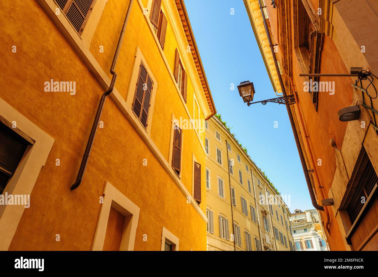 Residential building in rome hi-res stock photography and images - Alamy