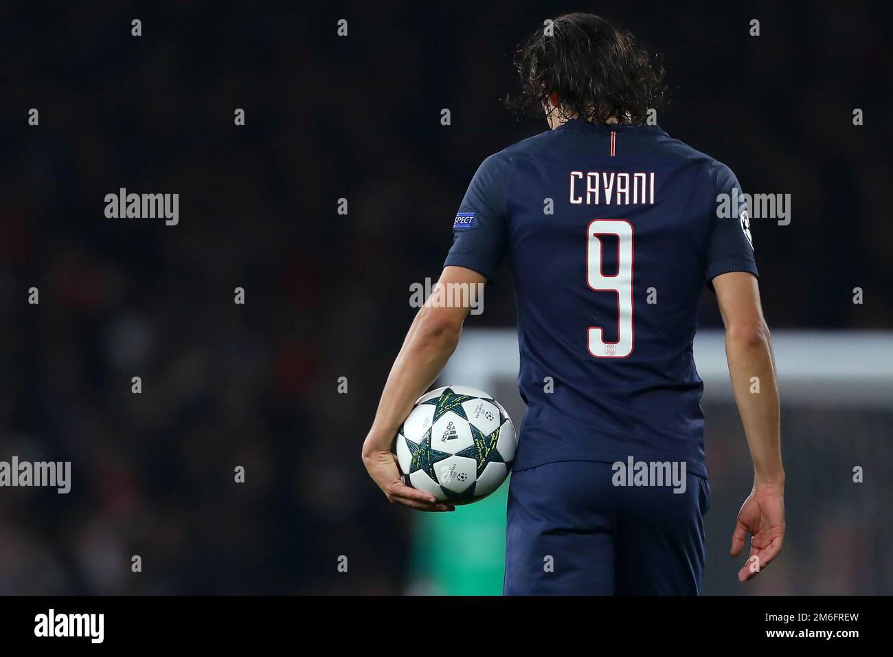 Edinson Cavani of Paris Saint-Germain - Arsenal v Paris Saint-Germain ...