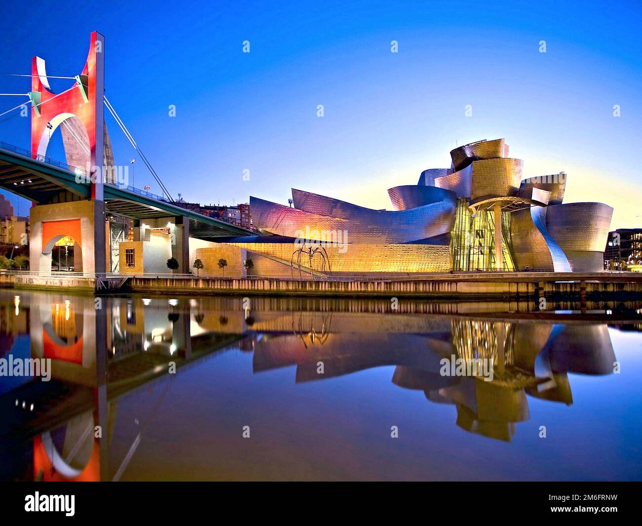 Bilbao biscay spain guggenheim hi-res stock photography and images - Alamy