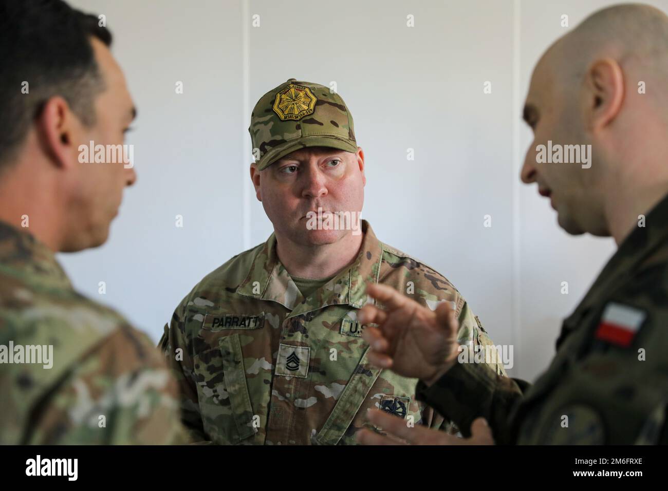 U.S. Army Sgt. 1st Class Brian Parratt, master gunner assigned to ...