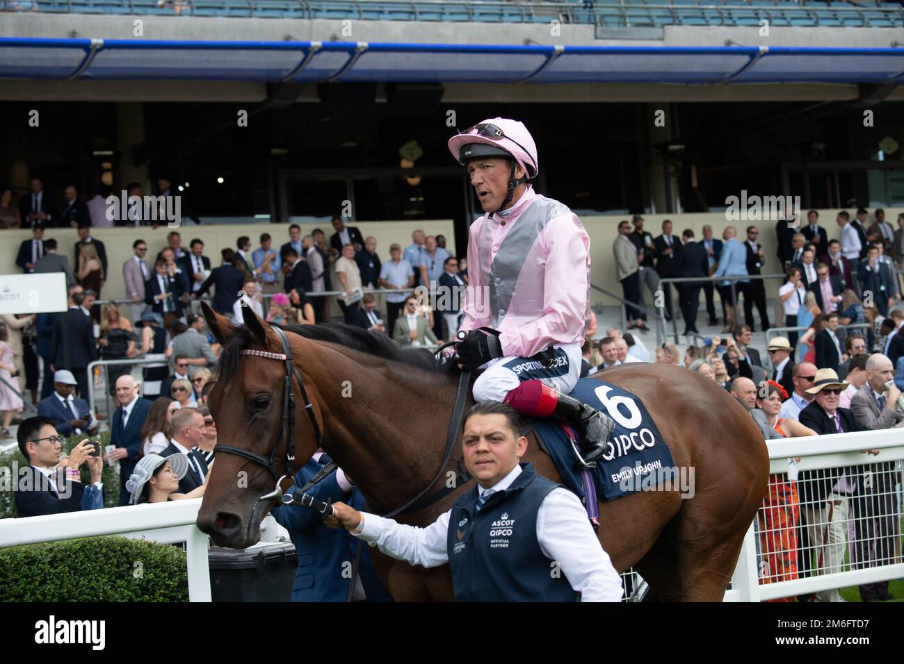 Frankie detorri emily hi-res stock photography and images - Alamy