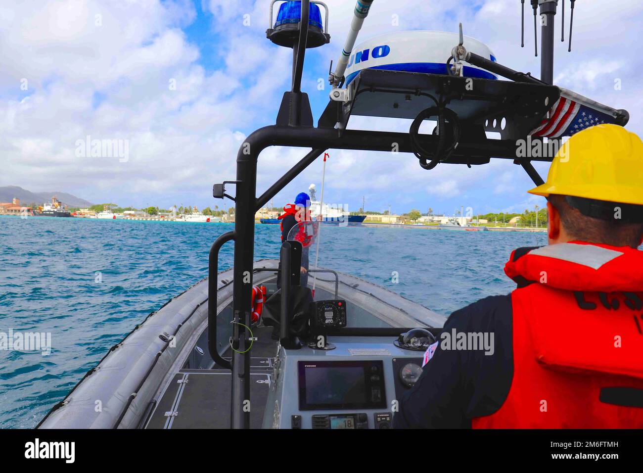 220427-O-NR876-178 APRA HARBOR, Guam (April 27, 2022) Chief Engineman ...