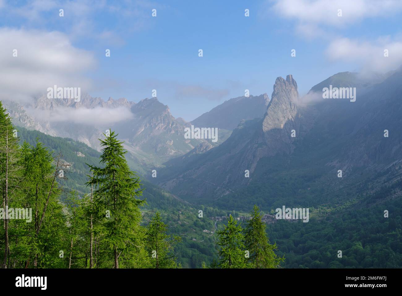 Scenic Alpine landscape in Maira valley, Italian Cottian Alps, Piedmont ...