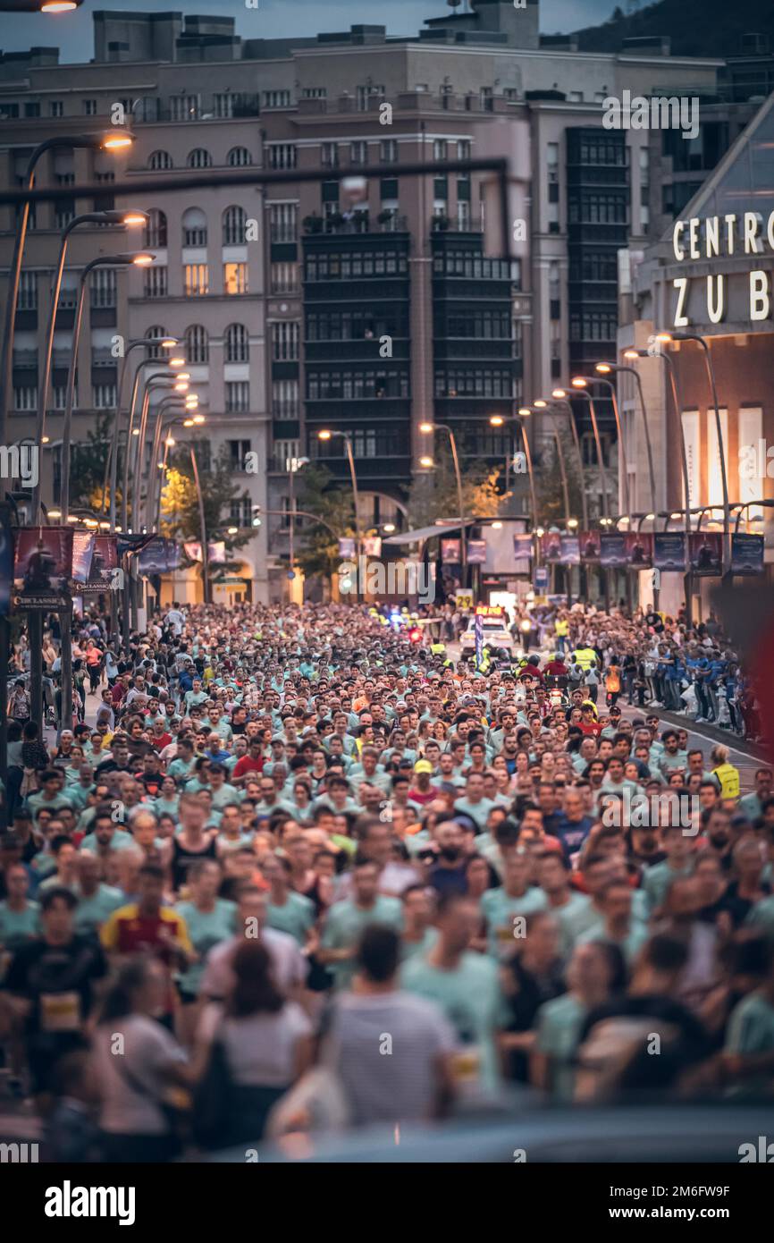 Bilbao night marathon hi-res stock photography and images - Alamy