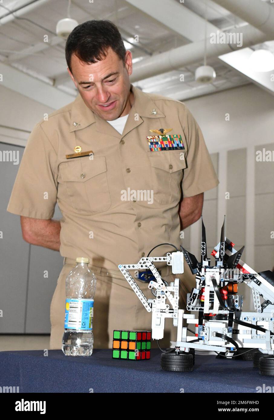 Enc cube hi-res stock photography and images - Alamy