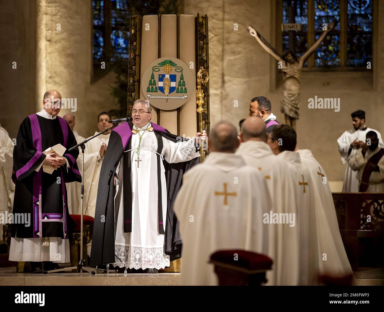 ROERMOND - Bishop Harrie Smeets during a memorial service for Pope ...