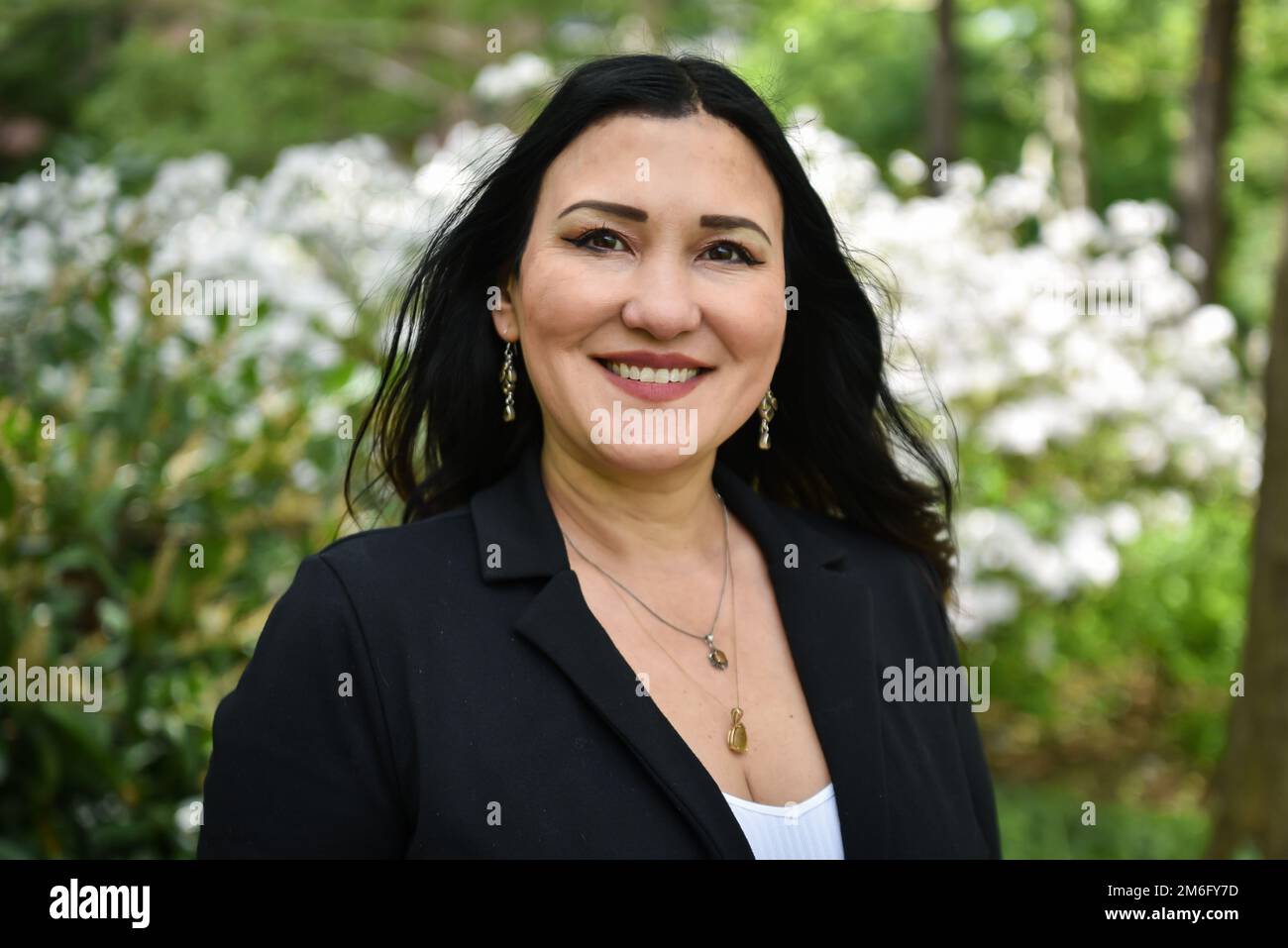 CRYSTAL CITY, VA. (Apr. 27, 2022) – Ms. Leslie “Lexi” Reed, the F-35A ...