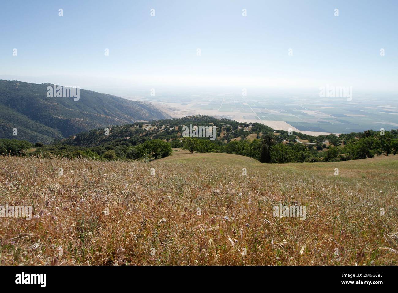The view from the top of Bear Mountain State Park in California Stock ...