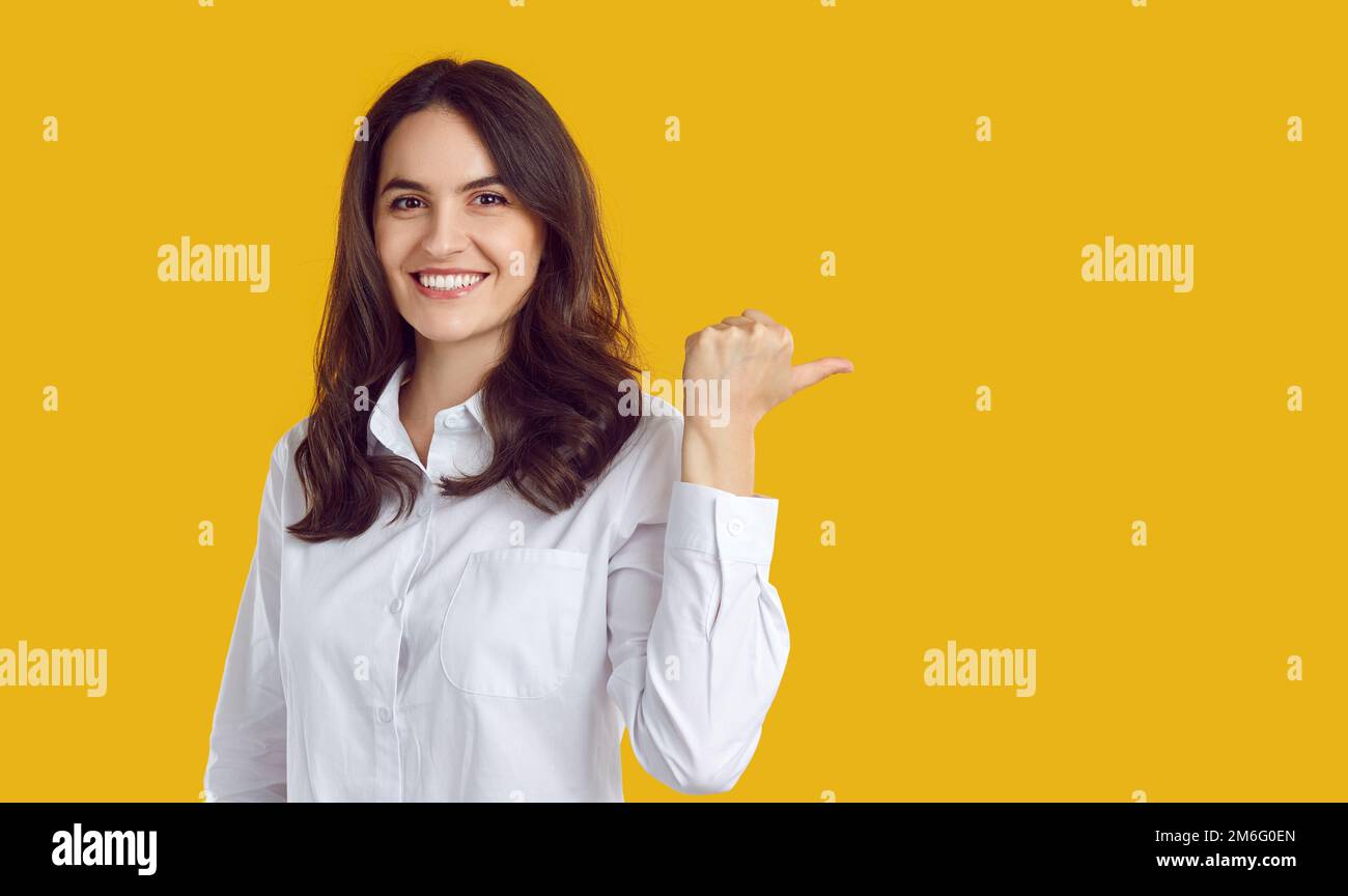 Pointing thumb hi-res stock photography and images - Alamy