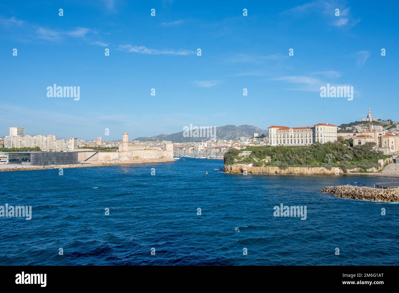 Discovery of the harbor of Marseille and the islands of the region ...