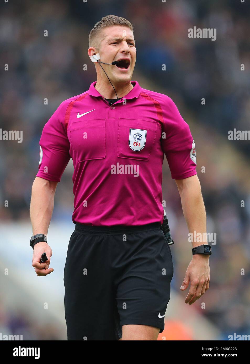 Referee, Robert Jones - Colchester United v Yeovil Town, Sky Bet League ...