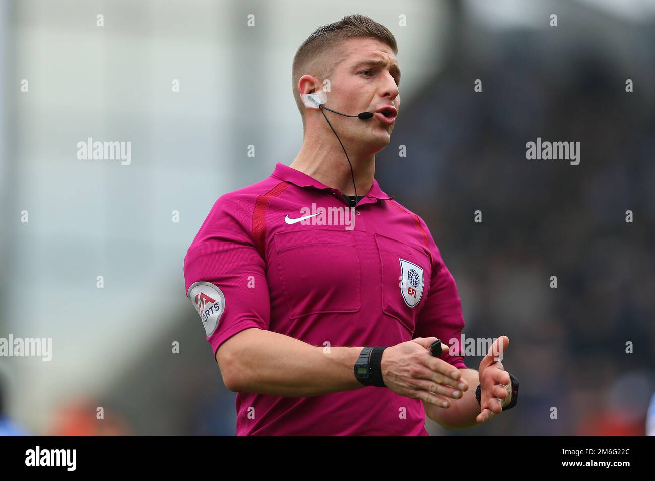 Referee, Robert Jones - Colchester United v Yeovil Town, Sky Bet League ...