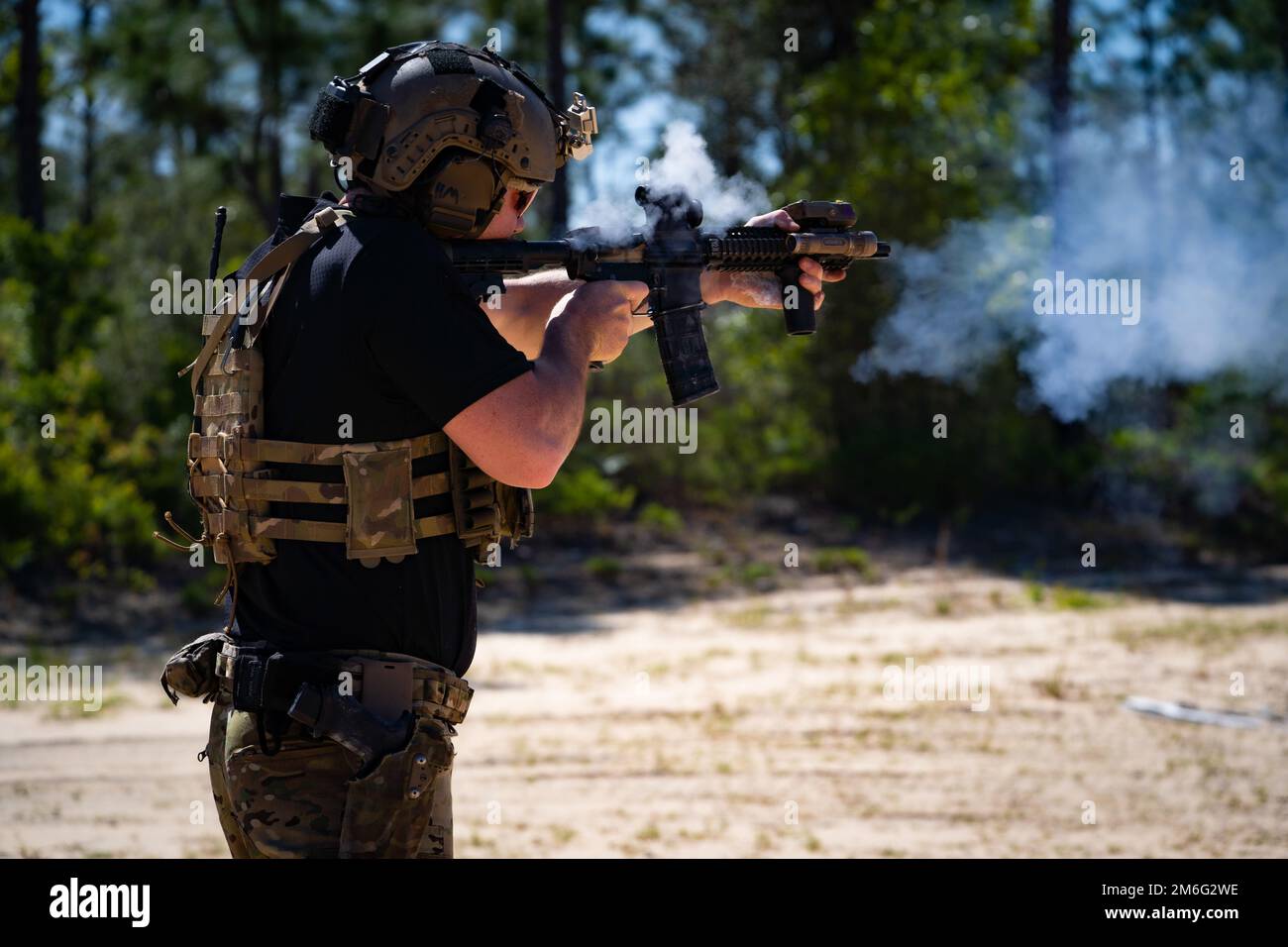 A U.S. Army Soldier with the 7th Special Forces Group (Airborne ...