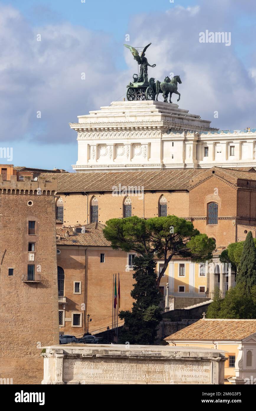 Old Historic Building in Downtown Rome, Italy Stock Photo - Alamy