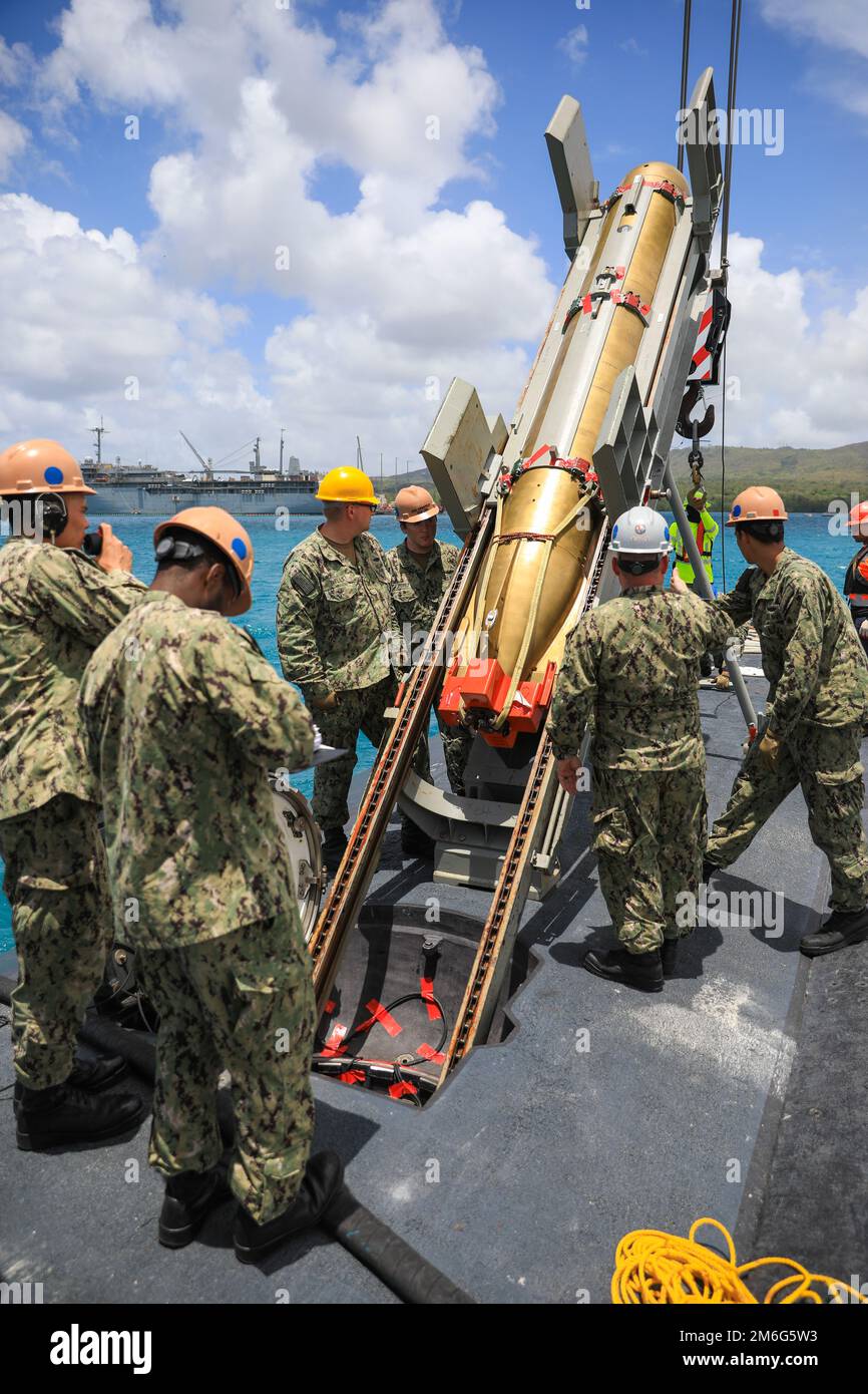 Uss annapolis ssn 760 hi-res stock photography and images - Alamy