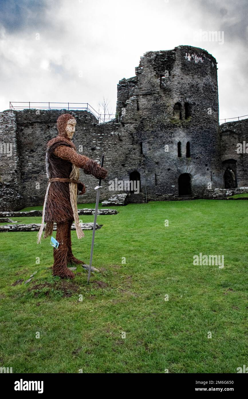 Cilgerran Castle near, Cardigan SA43 2SF Stock Photo - Alamy