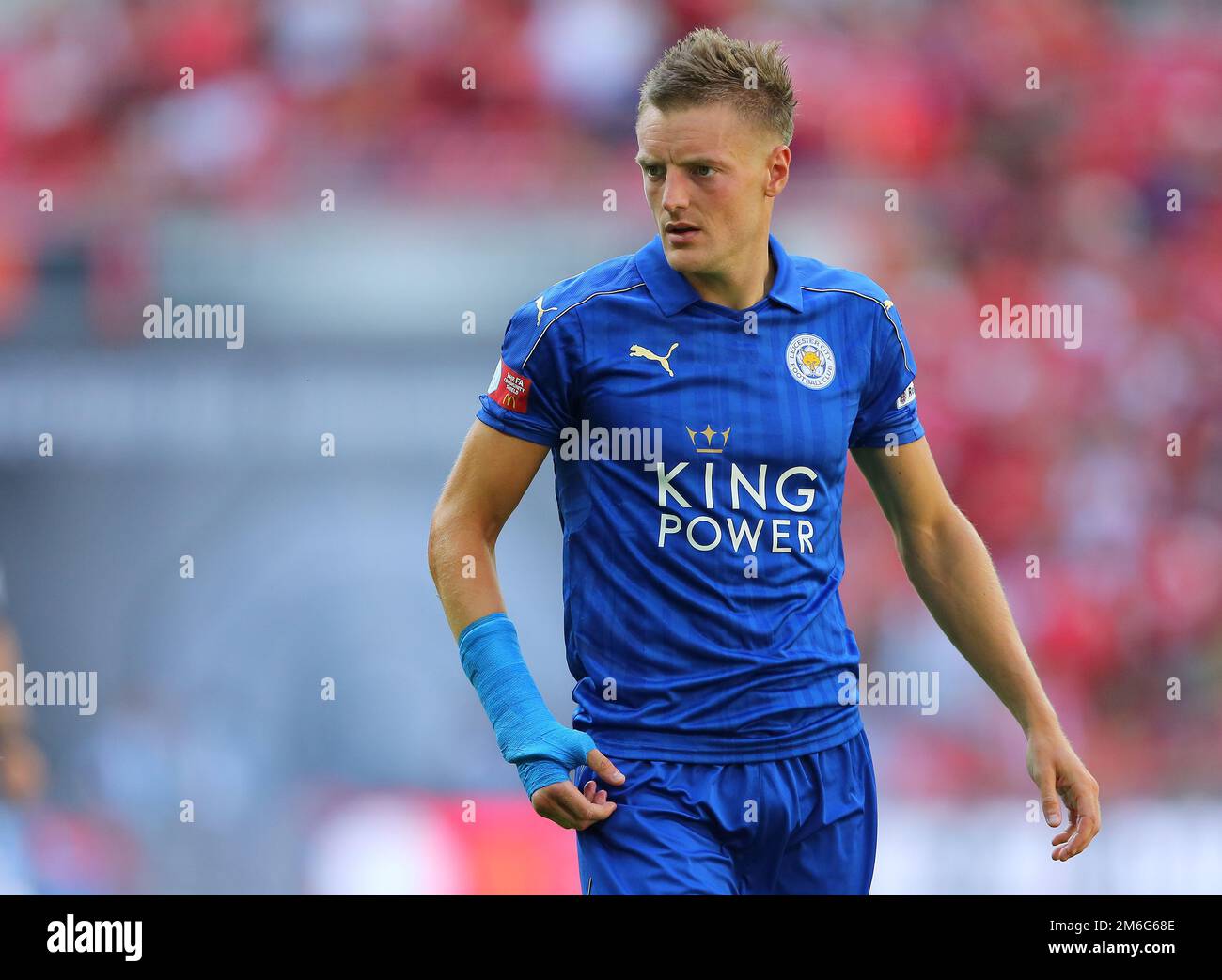 Leicester city v manchester city hi-res stock photography and images ...