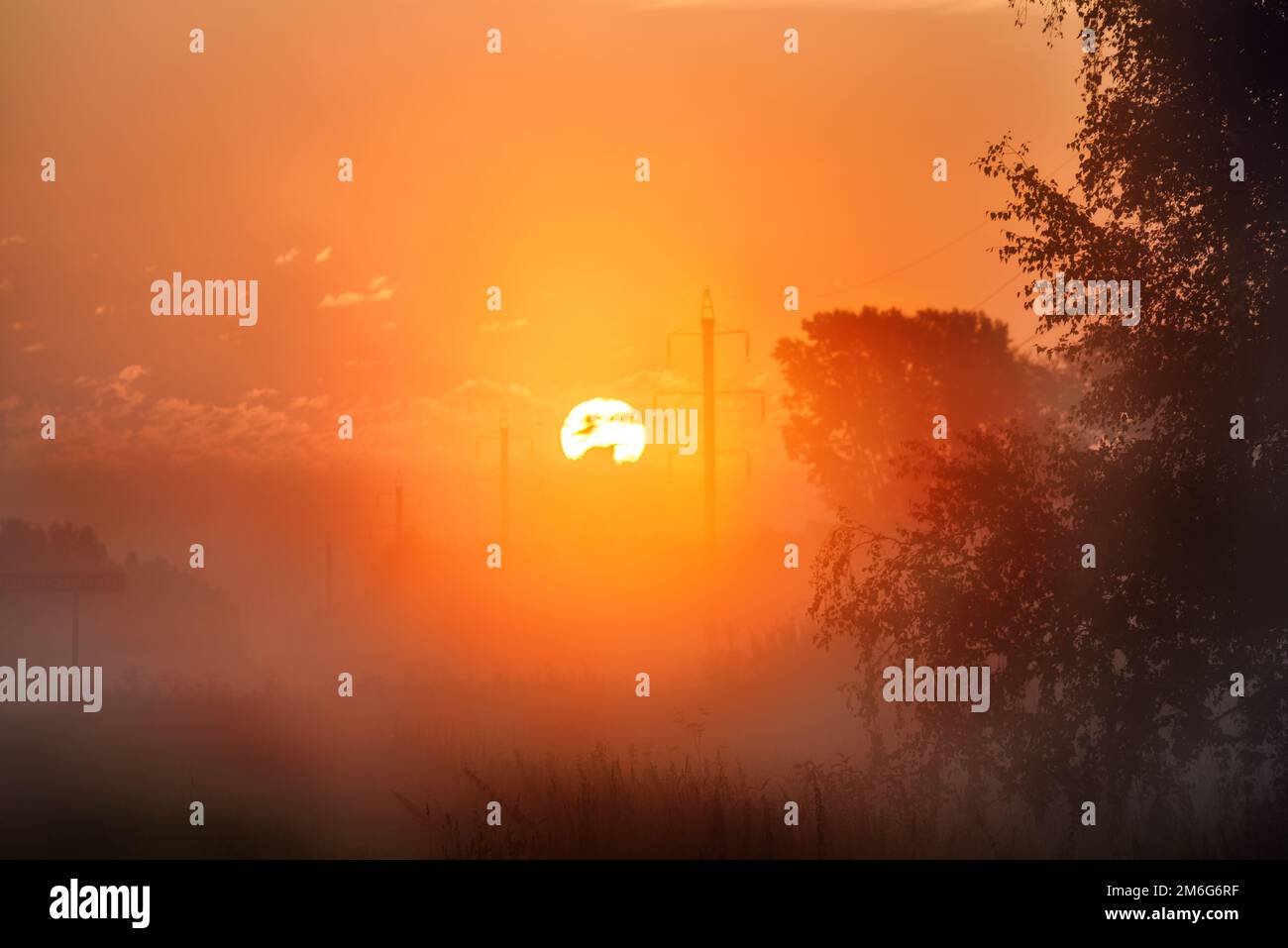 Morning sun on red hi-res stock photography and images - Alamy