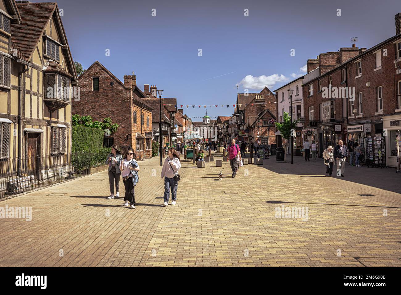 Stratton upon Avon - May 27 2022: Old Town of Stratton upon Avon ...