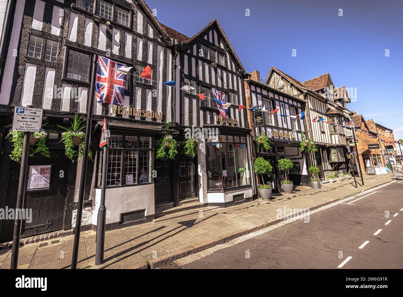 Stratton upon Avon - May 27 2022: Old Town of Stratton upon Avon ...