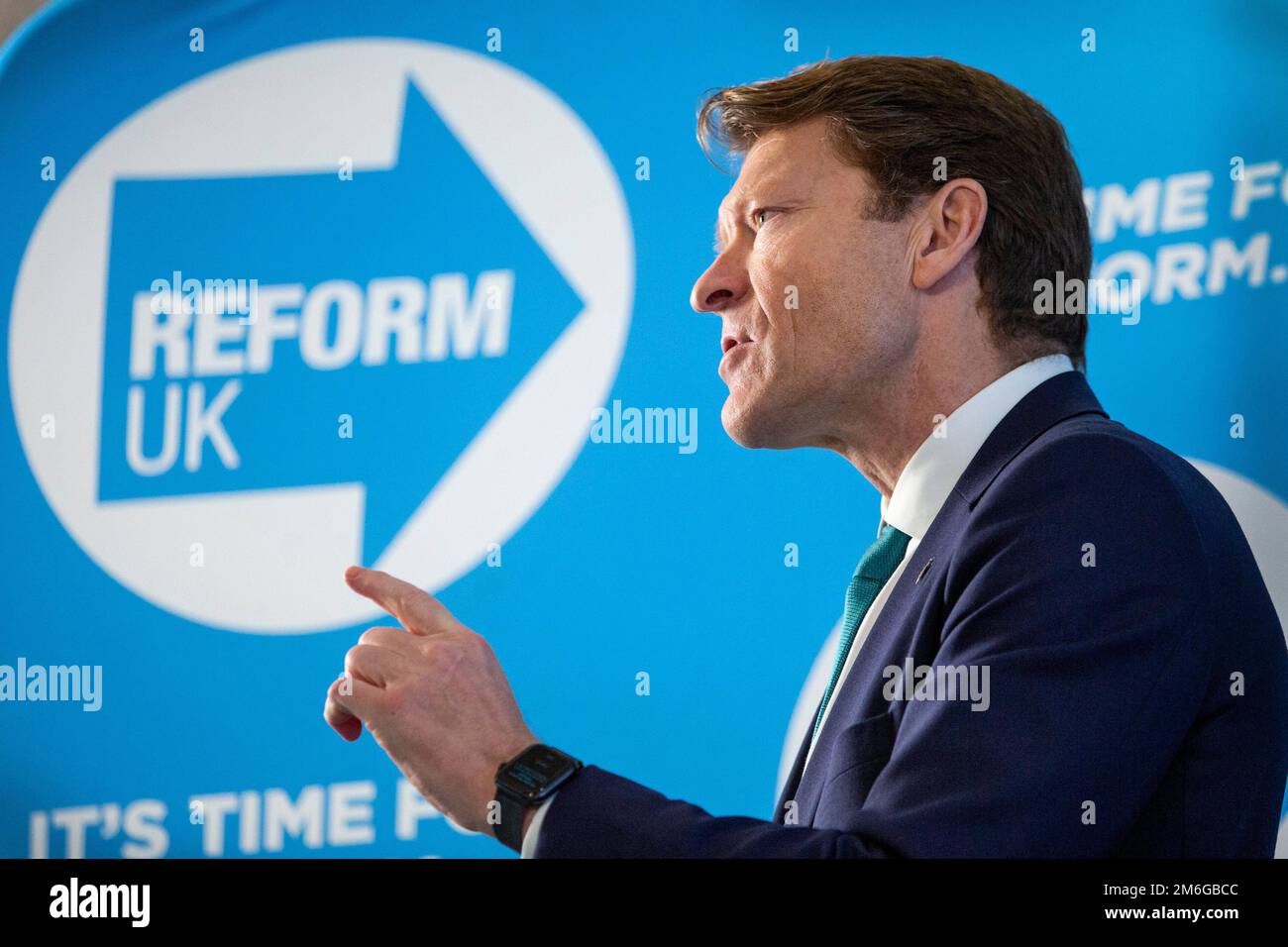 Reform uk logo hi-res stock photography and images - Alamy