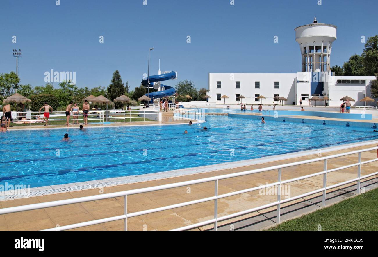 Pool portugal hi-res stock photography and images - Alamy