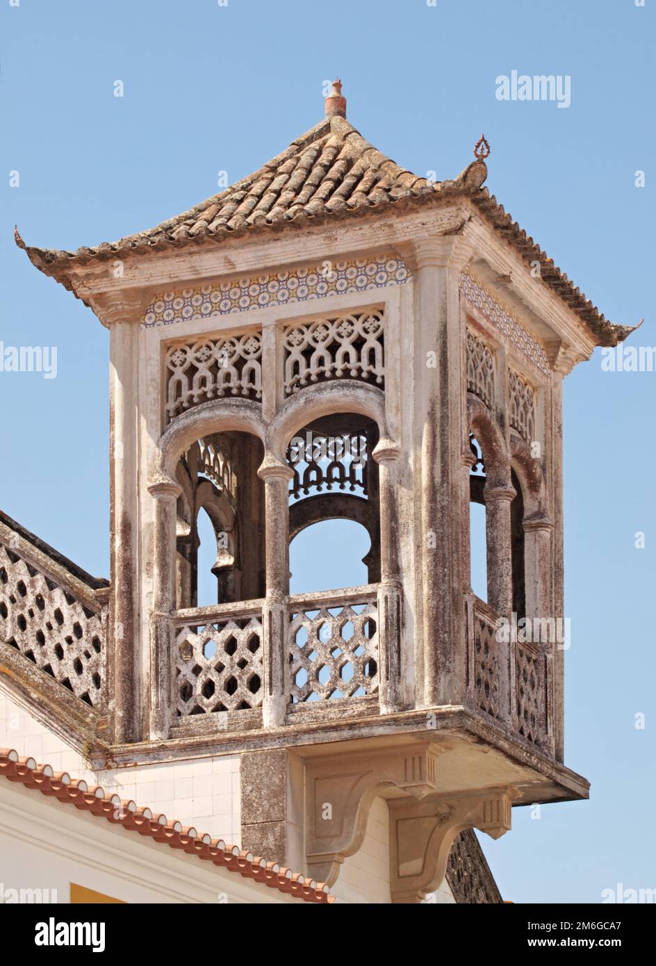 Traditional tower hi-res stock photography and images - Alamy