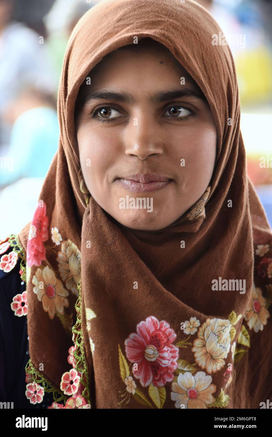 Faces of Turkey: Young Woman in Traditional Head Scarf Stock Photo - Alamy