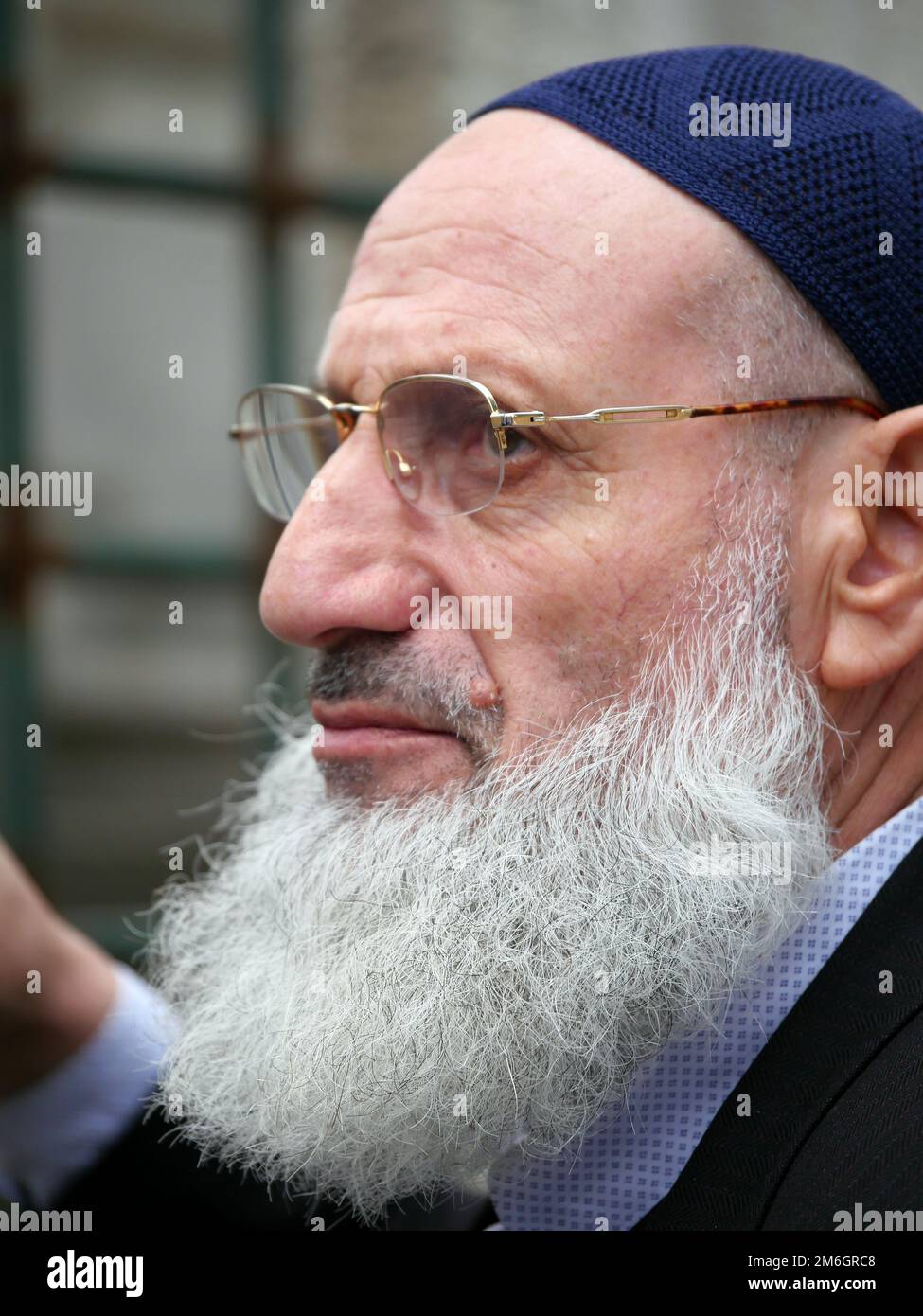 Faces of Turkey - Traditional Skull Cap and Beard Stock Photo - Alamy
