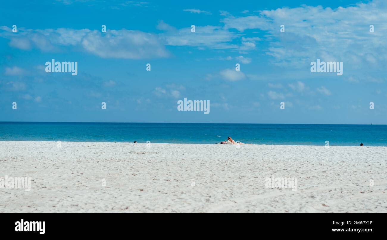 Miami Beach usa florida sky sea color blue Stock Photo - Alamy