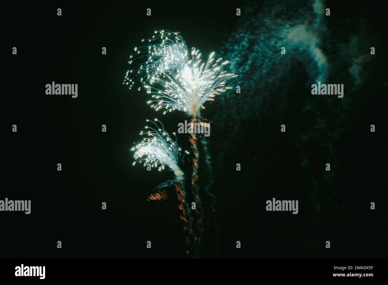 Colourful fireworks against night sky hi-res stock photography and ...