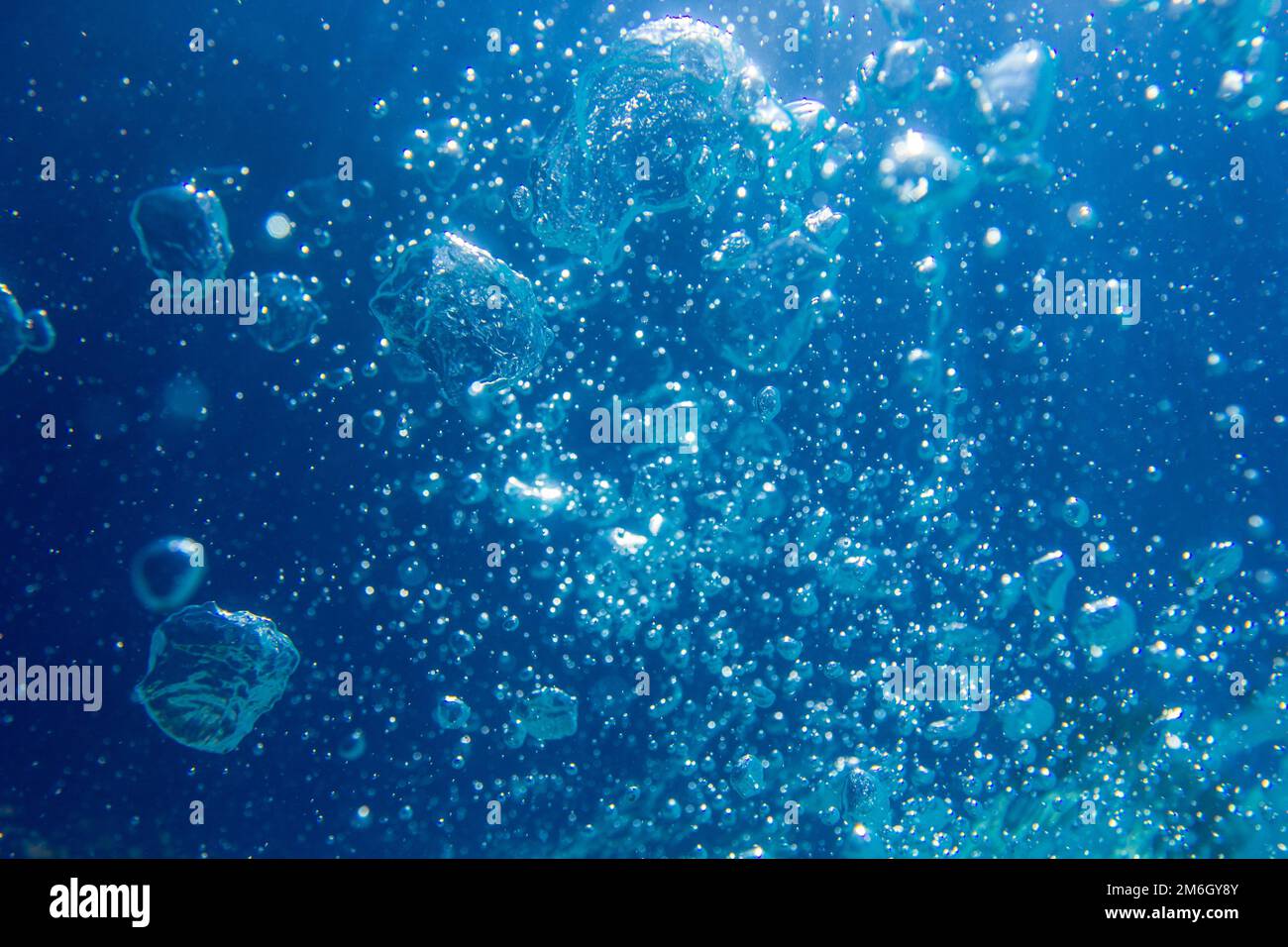 Bubbles waving hi-res stock photography and images - Alamy