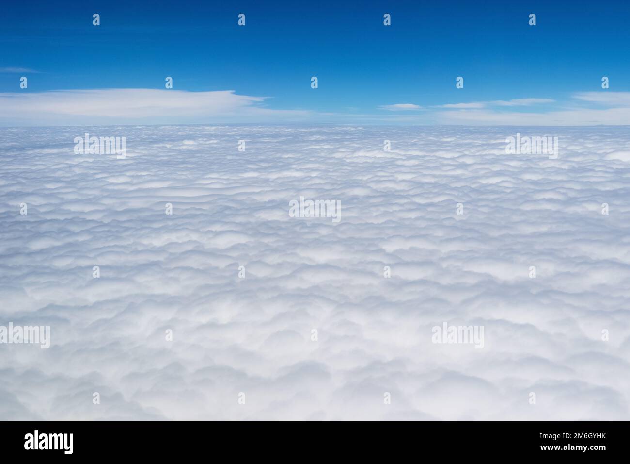 Sky scene airplane white hi-res stock photography and images - Alamy