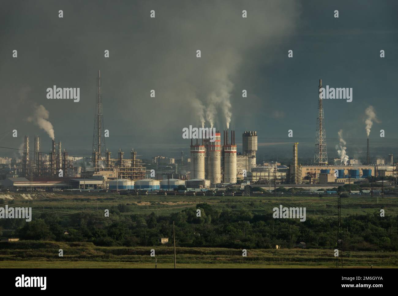 Oil and gas pipeline transportation hi-res stock photography and images ...